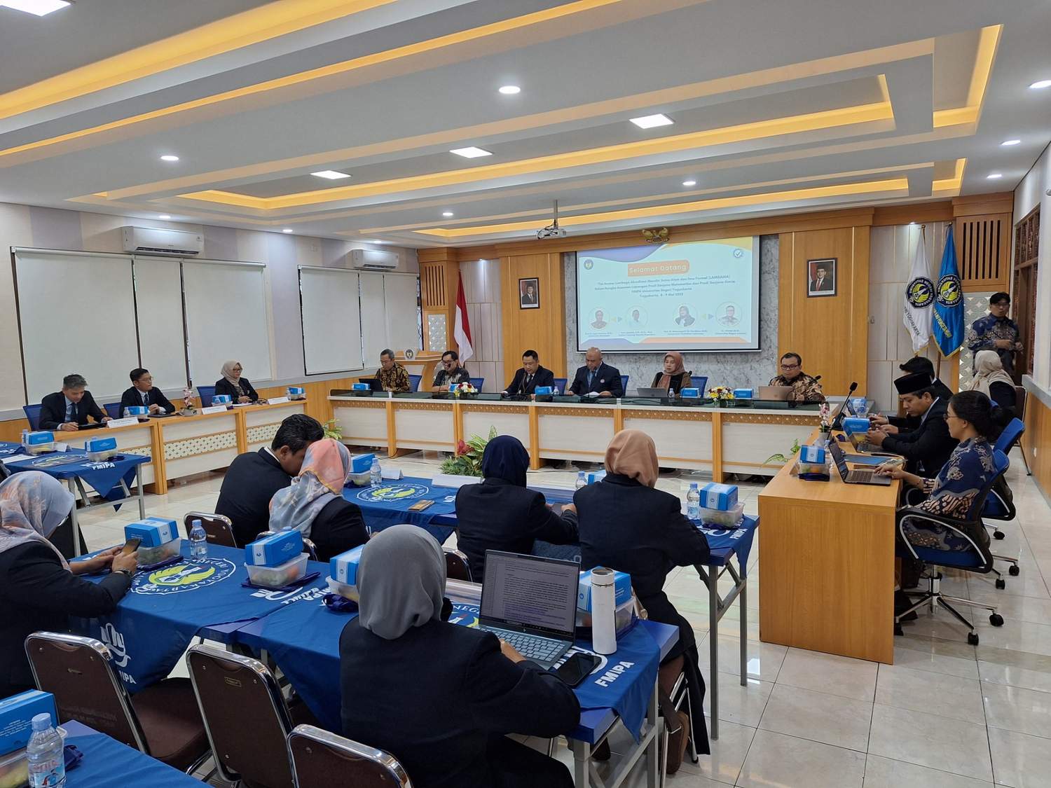 Akreditasi Lapangan LAMSAMA: Prodi S-1 Matematika Optimis Raih Hasil Unggul | Fakultas MIPA